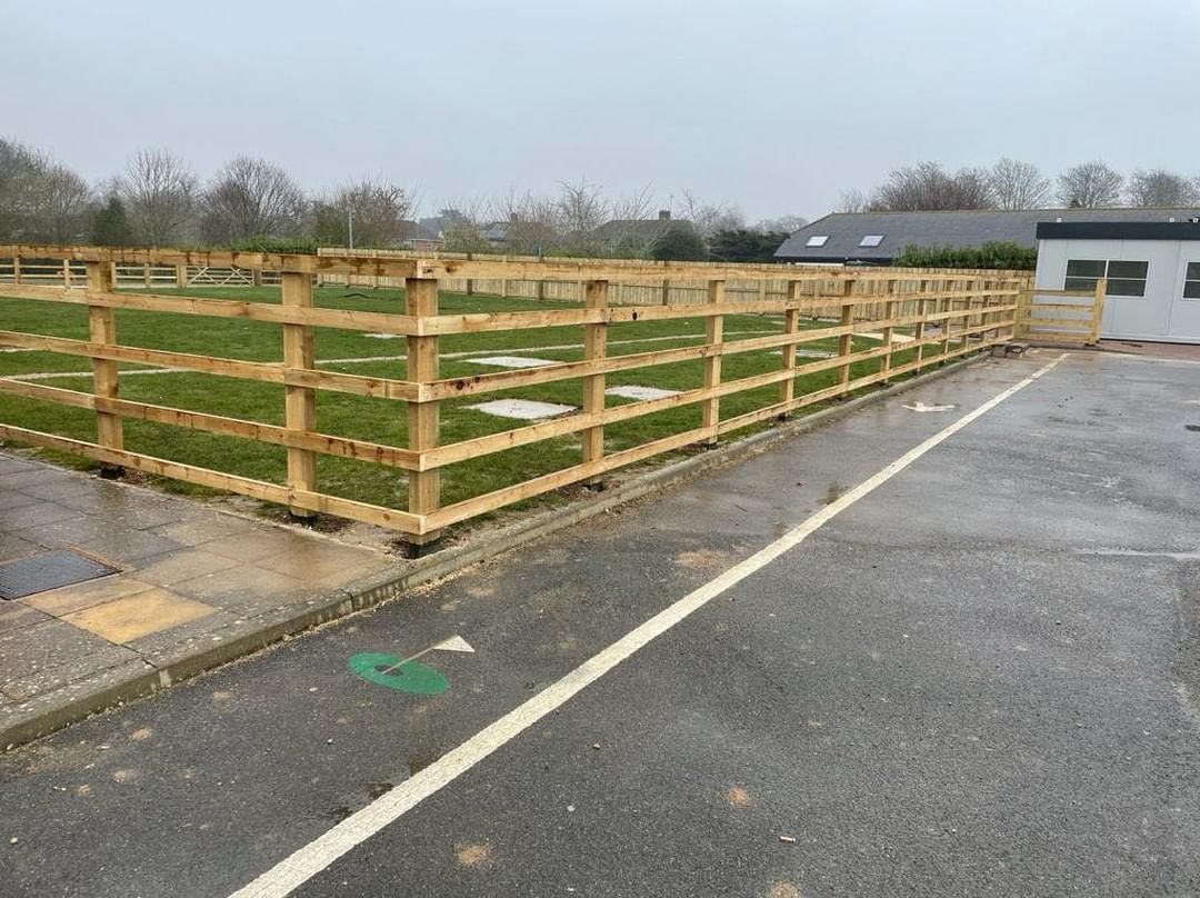 Knight Fencing - Postsaver Partner | Postsaver